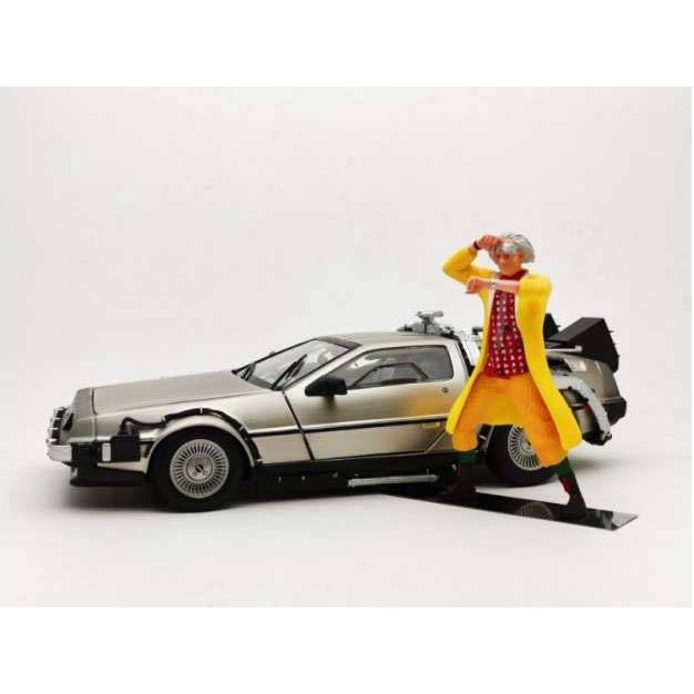 BACK TO THE FUTURE PART II 1:18 DELOREAN TIME MACHINE W/ DOC BROWN ...